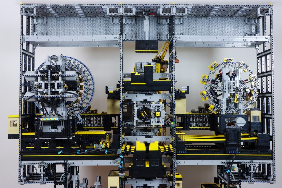 LEGO GBC - GBC Tower II, by Diego Baca | Planet GBC